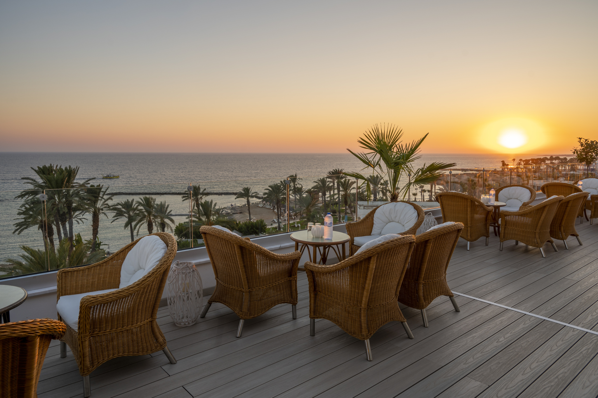 Fine drinks at Pioneer Beach Hotel Paphos bars || Pioneer Beach